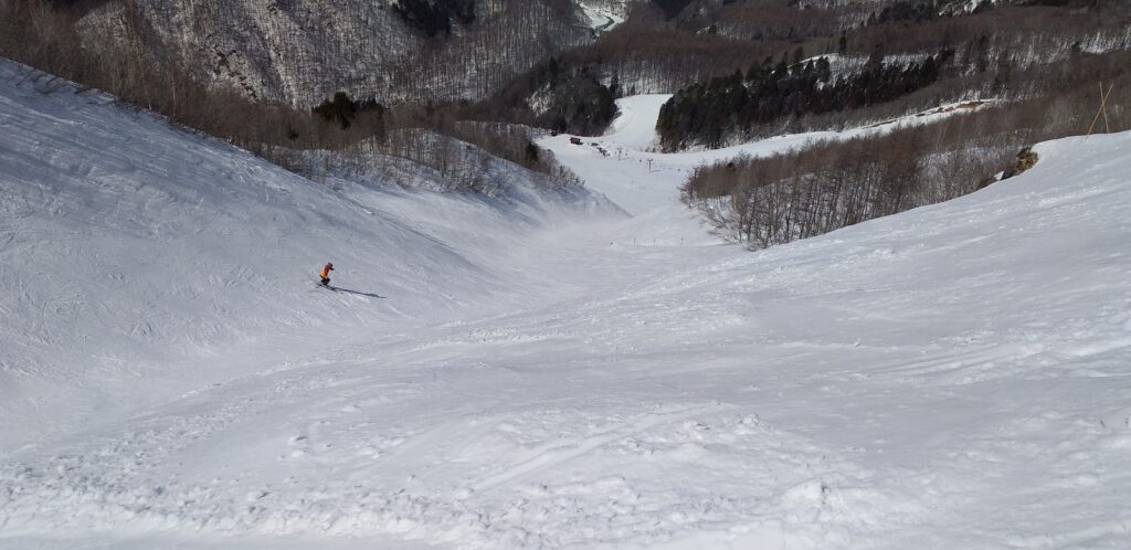 【HAKUBAVALLEY HAKUBA IWATAKE SNOW FIELD 白馬岩岳スノーフィールドへ行ってきました！】白馬岩岳スノー ...
